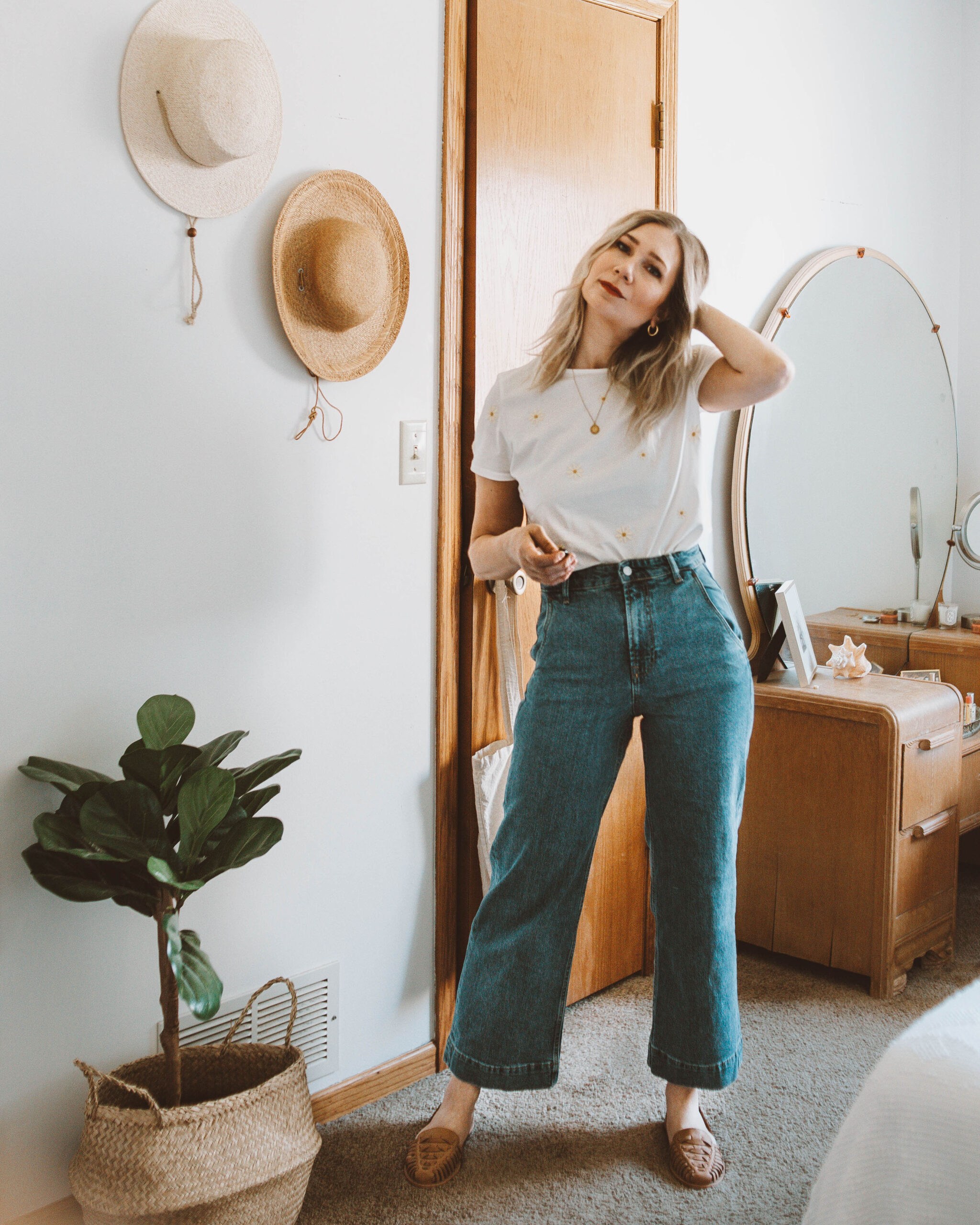 Styling a Basic Tee: 10 Different Outfit Ideas – Karin Emily